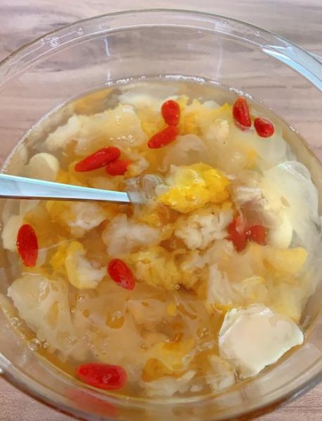 银耳莲子汤怎么煮_银耳莲子汤的家常做法-第2张图片-山城妙识 银耳莲子汤怎么煮_银耳莲子汤的家常做法-第2张图片-山城妙识