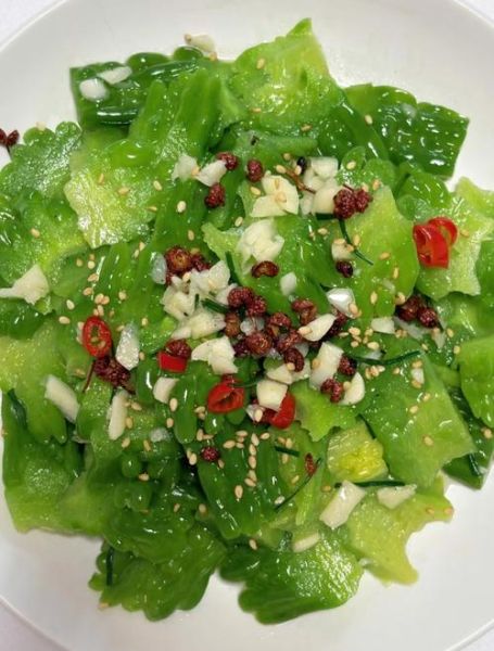 爽口苦瓜怎么做不苦_爽口苦瓜的功效与作用-第2张图片-山城妙识