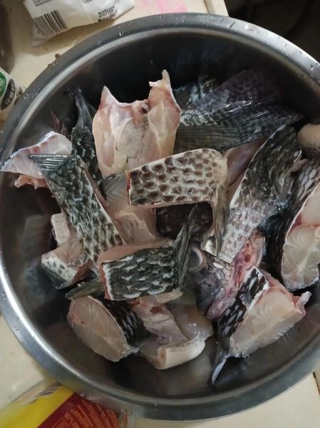 酸木瓜煮鱼怎么做_酸木瓜煮鱼的做法大全-第1张图片-山城妙识