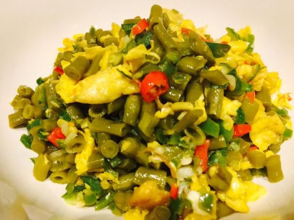 酸豆角炒鸡蛋怎么做_酸豆角炒鸡蛋的家常做法-第1张图片-山城妙识