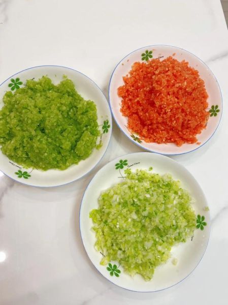 芹菜胡萝卜肉饺子馅怎么做_芹菜胡萝卜肉饺子馅的配方比例-第1张图片-山城妙识