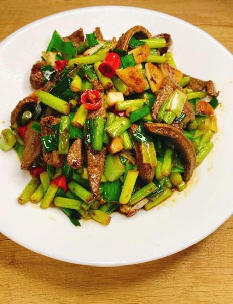 猪肝怎么炒才不腥_家常猪肝的做法-第1张图片-山城妙识