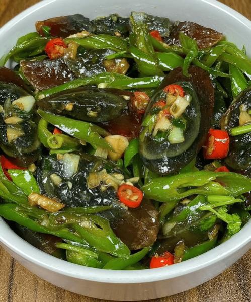 青椒变蛋怎么做_家常做法窍门-第2张图片-山城妙识