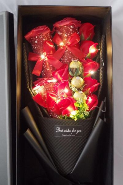 情人节送男友什么礼物_实用又走心的男生礼物推荐-第3张图片-山城妙识