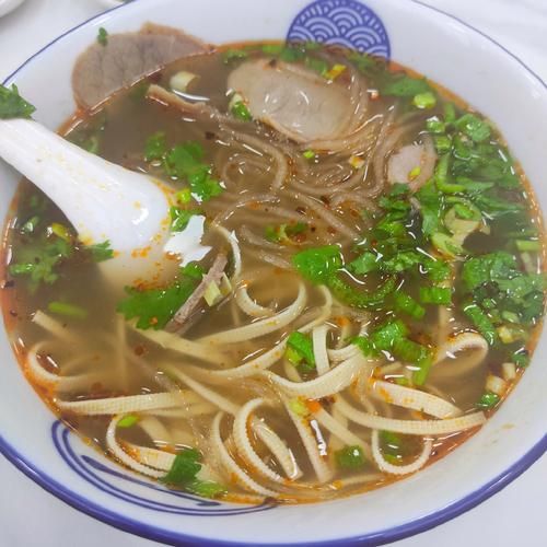 牛肉粉丝怎么做_牛肉粉丝汤的家常做法-第2张图片-山城妙识