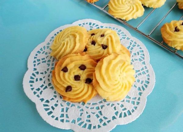 家庭烤箱做饼干需要什么材料_新手第一次烤饼干要注意什么-第2张图片-山城妙识 家庭烤箱做饼干需要什么材料_新手第一次烤饼干要注意什么-第2张图片-山城妙识