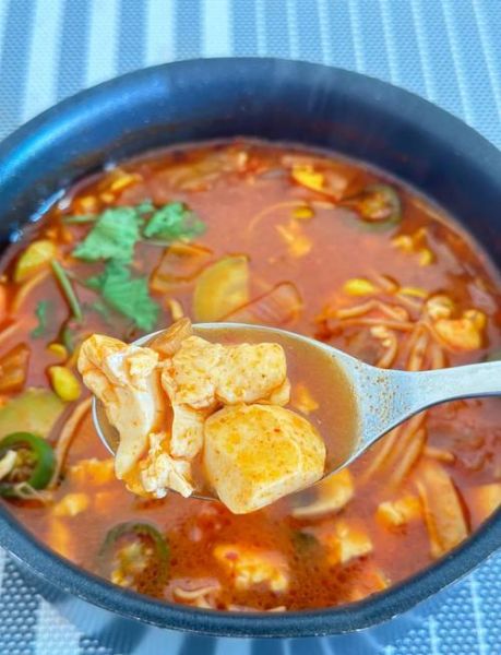 韩式辣豆腐汤怎么做_正宗韩式辣豆腐汤用什么豆腐-第3张图片-山城妙识