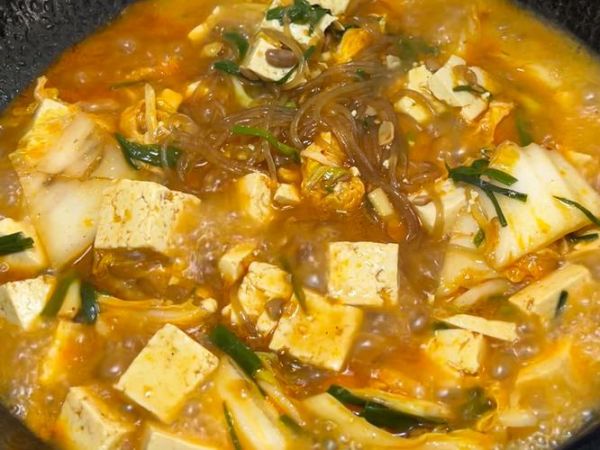 豆腐白菜煲怎么做_豆腐白菜煲需要焯水吗-第1张图片-山城妙识