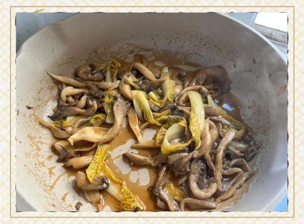 炒平菇怎么炒才好吃_平菇去水技巧-第2张图片-山城妙识 炒平菇怎么炒才好吃_平菇去水技巧-第2张图片-山城妙识