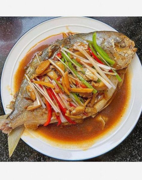 鲳鱼怎么炖好吃_家常炖鲳鱼做法-第1张图片-山城妙识 鲳鱼怎么炖好吃_家常炖鲳鱼做法-第1张图片-山城妙识