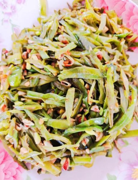 眉豆怎么炒好吃_眉豆炒什么最香-第1张图片-山城妙识