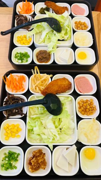 过桥米线怎么吃_过桥米线正宗吃法步骤-第2张图片-山城妙识 过桥米线怎么吃_过桥米线正宗吃法步骤-第2张图片-山城妙识