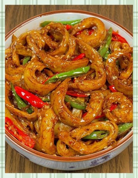 青椒炒面筋怎么炒好吃_青椒炒面筋的家常做法-第1张图片-山城妙识 青椒炒面筋怎么炒好吃_青椒炒面筋的家常做法-第1张图片-山城妙识
