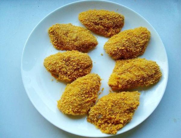 面包糠炸鸡翅怎么做才酥脆_正宗做法步骤详解-第3张图片-山城妙识