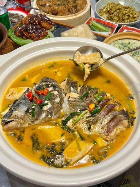 胖头鱼鱼头怎么做好吃_胖头鱼鱼头汤的做法-第1张图片-山城妙识