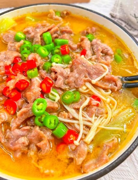 酸辣肥牛汤怎么做_酸辣肥牛汤的家常做法-第1张图片-山城妙识 酸辣肥牛汤怎么做_酸辣肥牛汤的家常做法-第1张图片-山城妙识