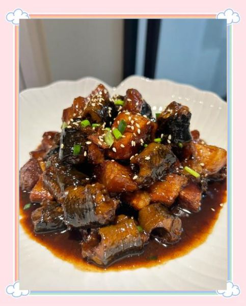 黄鳝红烧肉怎么做_黄鳝红烧肉的家常做法-第1张图片-山城妙识