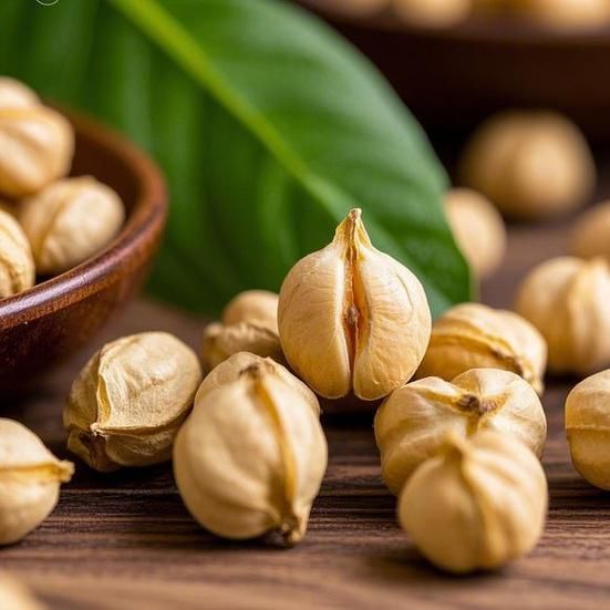 鹰嘴豆和鹰豆嘴一样吗_鹰嘴豆与鹰豆嘴区别-第1张图片-山城妙识