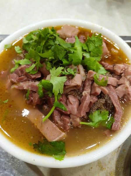 熟羊杂汤的做法_熟羊杂汤需要哪些配料-第1张图片-山城妙识