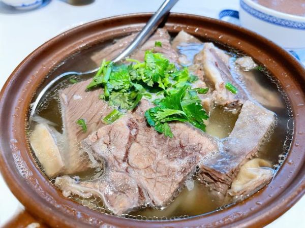 清汤牛肉的做法及配料_清汤牛肉怎么做好吃又嫩-第2张图片-山城妙识