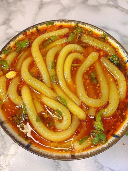 酸辣土豆粉怎么做好吃_酸辣土豆粉做法窍门-第1张图片-山城妙识 酸辣土豆粉怎么做好吃_酸辣土豆粉做法窍门-第1张图片-山城妙识