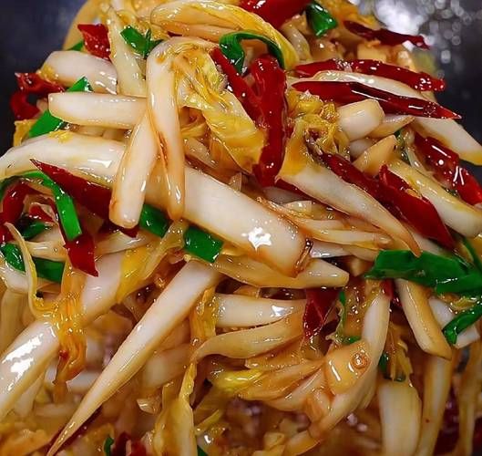 辣子白菜怎么炒好吃_辣子白菜家常做法-第1张图片-山城妙识