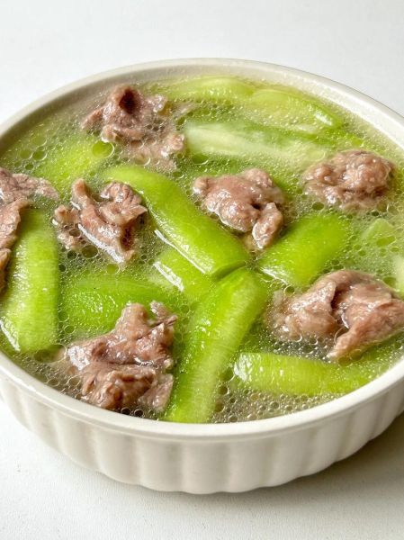 西红柿丝瓜汤牛肉怎么做_西红柿丝瓜汤牛肉能减肥吗-第3张图片-山城妙识 西红柿丝瓜汤牛肉怎么做_西红柿丝瓜汤牛肉能减肥吗-第3张图片-山城妙识