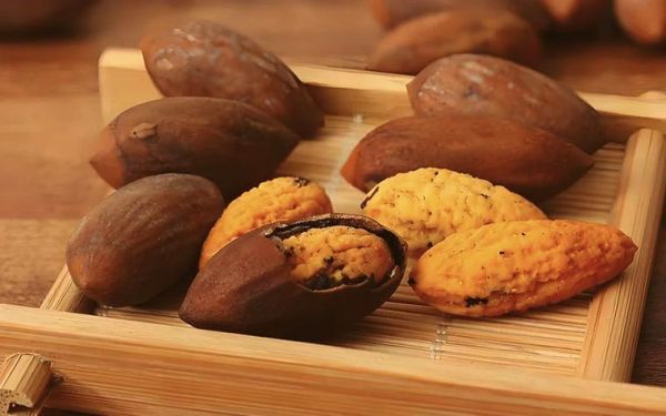 香榧子一天能吃几颗_吃多了会怎样-第1张图片-山城妙识 香榧子一天能吃几颗_吃多了会怎样-第1张图片-山城妙识