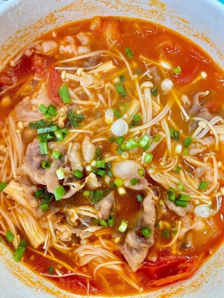 金针菇肥牛汤怎么做_金针菇肥牛汤的营养价值-第2张图片-山城妙识 金针菇肥牛汤怎么做_金针菇肥牛汤的营养价值-第2张图片-山城妙识