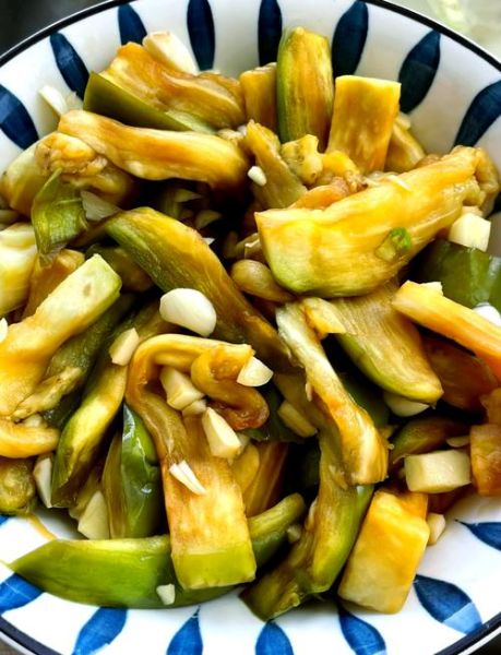 蒜茄子怎么做_东北蒜茄子保存多久-第1张图片-山城妙识
