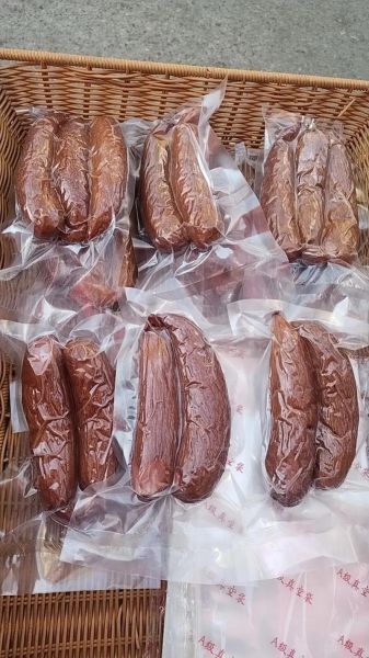 哈尔滨红肠多少钱一斤_正宗红肠价格表-第1张图片-山城妙识