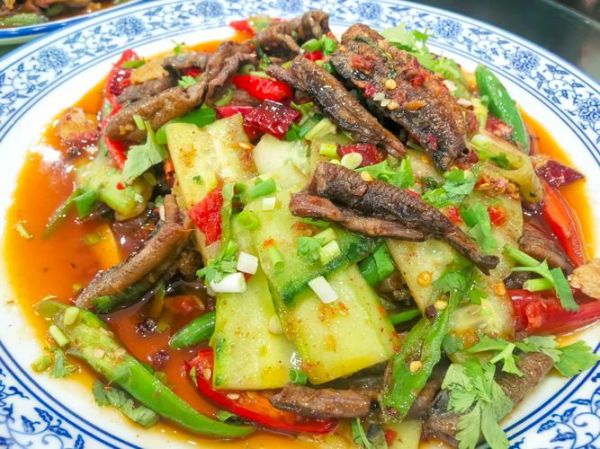 黄鳝段怎么做好吃_黄鳝段的做法大全家常-第1张图片-山城妙识 黄鳝段怎么做好吃_黄鳝段的做法大全家常-第1张图片-山城妙识