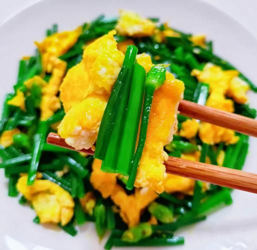 韭菜苔怎么炒好吃_韭菜苔的家常做法大全-第1张图片-山城妙识