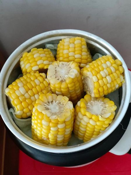 蒸玉米要多长时间_蒸玉米多久能熟-第1张图片-山城妙识