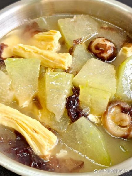 冬瓜香菇汤怎么煲_冬瓜香菇汤的功效与作用-第3张图片-山城妙识 冬瓜香菇汤怎么煲_冬瓜香菇汤的功效与作用-第3张图片-山城妙识