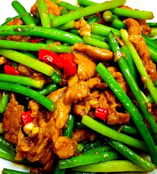 蒜苔炒肉怎么炒好吃_蒜苔炒肉的家常做法步骤-第1张图片-山城妙识