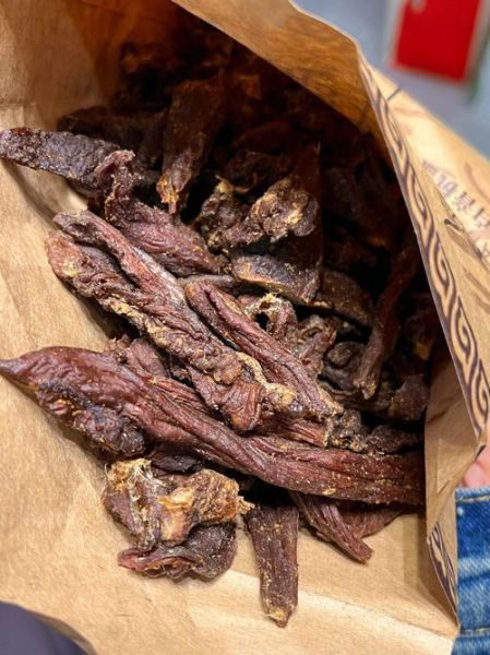 风干牛肉是生肉还是熟肉_风干牛肉可以直接吃吗-第1张图片-山城妙识 风干牛肉是生肉还是熟肉_风干牛肉可以直接吃吗-第1张图片-山城妙识