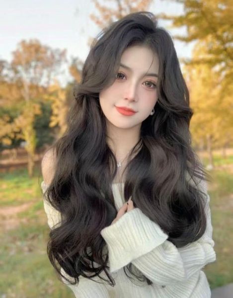 鹅蛋脸好看吗_鹅蛋脸适合什么发型-第1张图片-山城妙识