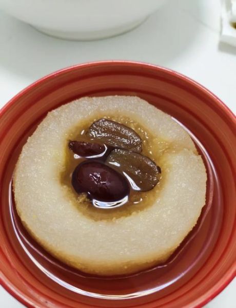 冰糖雪梨止咳蒸好还是煮好_蒸与煮区别-第1张图片-山城妙识