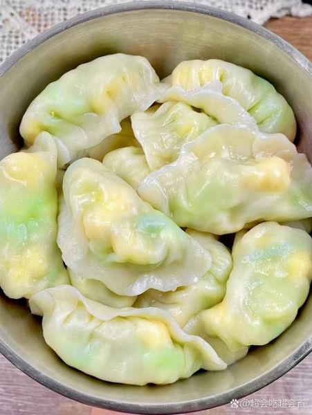 西葫芦鸡蛋蒸饺怎么做_西葫芦鸡蛋蒸饺热量高吗-第2张图片-山城妙识