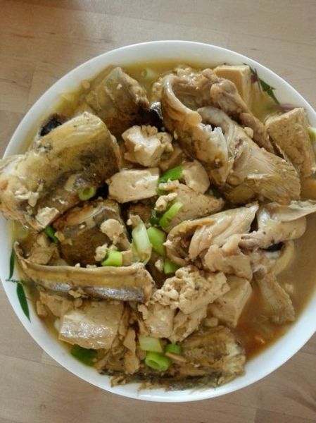 鲶鱼豆腐汤怎么做好吃_鲶鱼豆腐汤的做法窍门-第1张图片-山城妙识