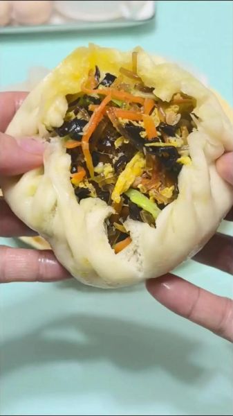 胡萝卜包子怎么做好吃_胡萝卜包子馅怎么调才香-第1张图片-山城妙识