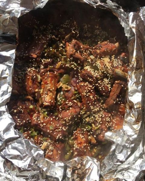 锡纸排骨怎么做好吃_锡纸排骨的做法窍门-第3张图片-山城妙识