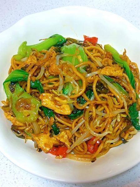 豆芽炒面怎么炒不粘锅_家常豆芽炒面做法-第1张图片-山城妙识 豆芽炒面怎么炒不粘锅_家常豆芽炒面做法-第1张图片-山城妙识