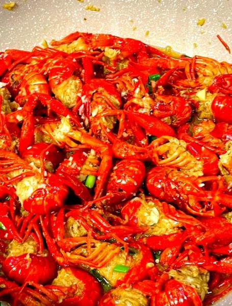 蒜蓉龙虾图片大全大图_蒜蓉龙虾怎么做最好吃-第1张图片-山城妙识