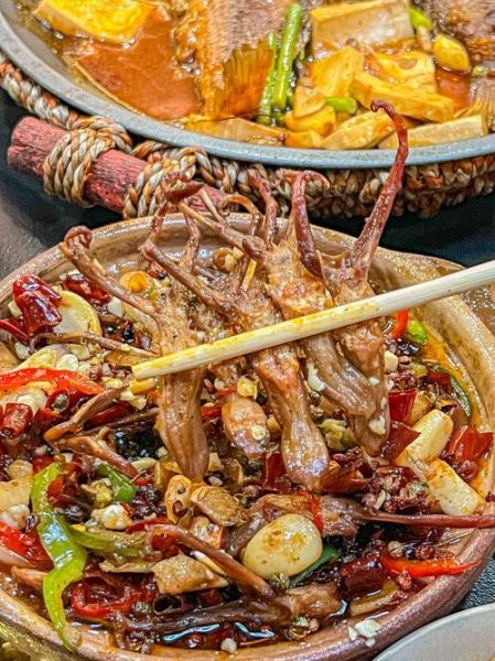 酱烧鸭舌怎么做_酱烧鸭舌热量高吗-第3张图片-山城妙识