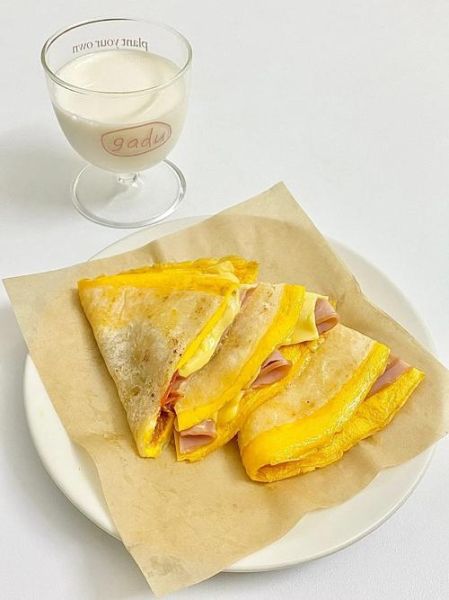 西红柿鸡蛋卷饼怎么做_卷饼不破皮技巧-第3张图片-山城妙识