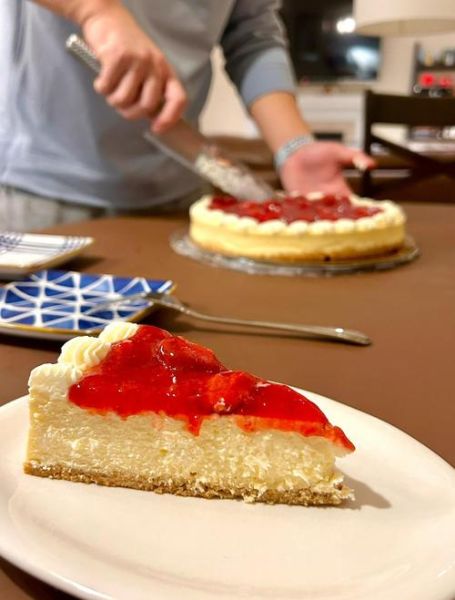 草莓芝士蛋糕口感怎么样_为什么入口即化-第1张图片-山城妙识