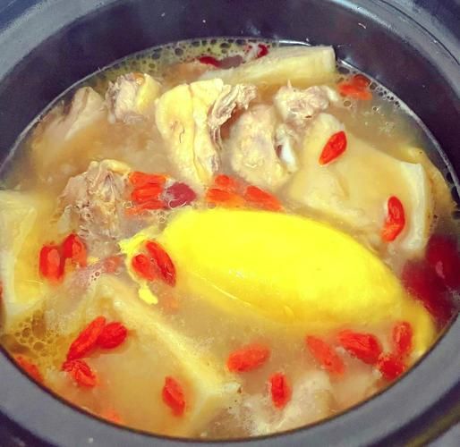 榴莲炖鸡怎么炖才好吃_榴莲炖鸡用什么鸡最好-第3张图片-山城妙识 榴莲炖鸡怎么炖才好吃_榴莲炖鸡用什么鸡最好-第3张图片-山城妙识