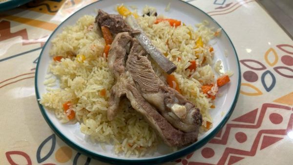 新疆抓饭怎么做_正宗抓饭用什么米-第1张图片-山城妙识